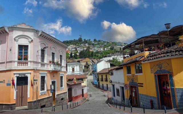 Bảng giá gửi hàng đi Ecuador: Dịch vụ vận chuyển an toàn nhanh chóng